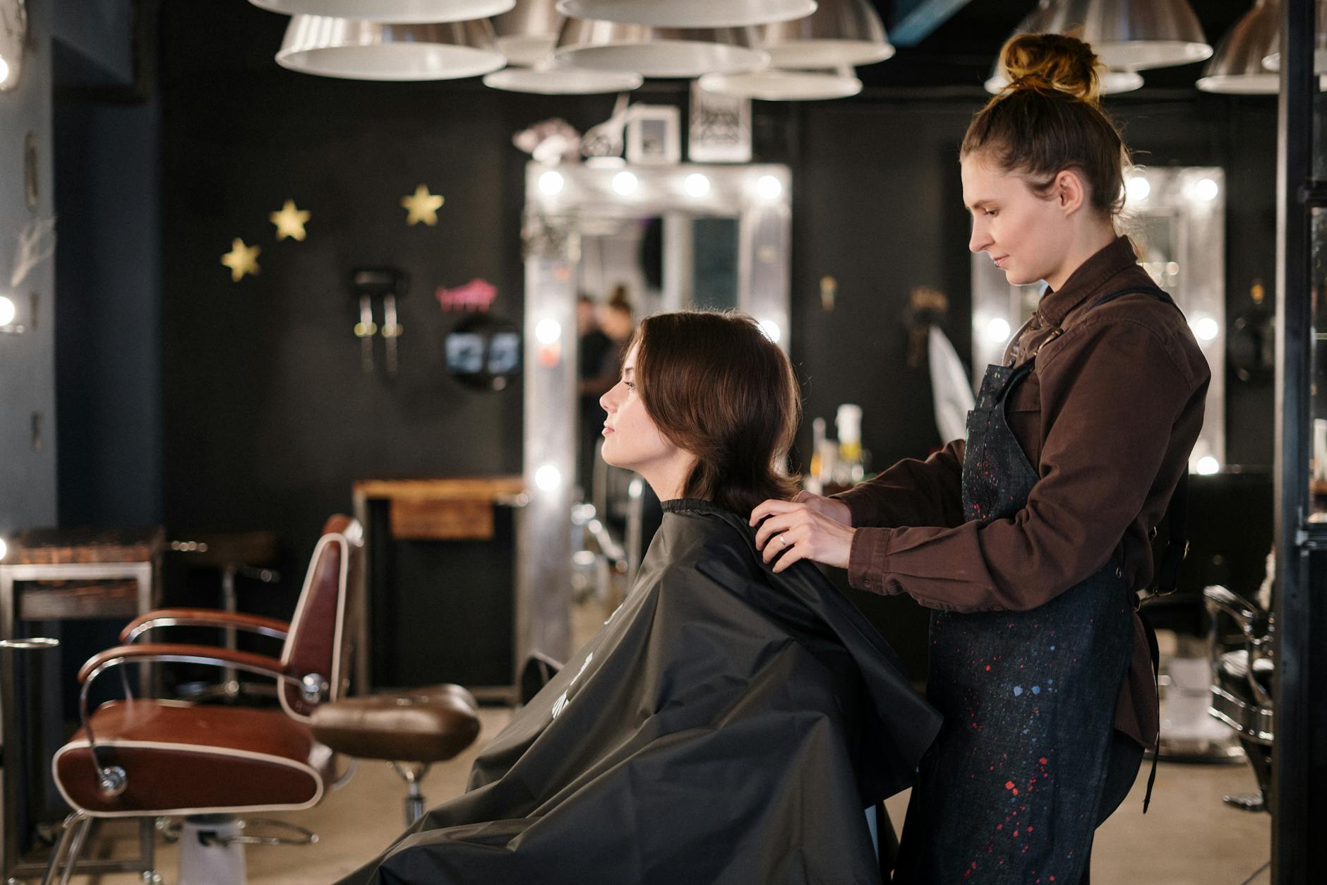 How Much Do Hair Salon Owners Make? Salary Guide - Menubly